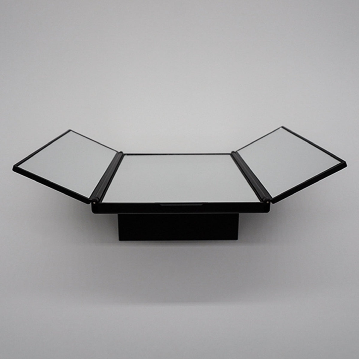 The SLIM - Tri-Panel Mirror for Barbers Hairstylists and Cosmeticians ...